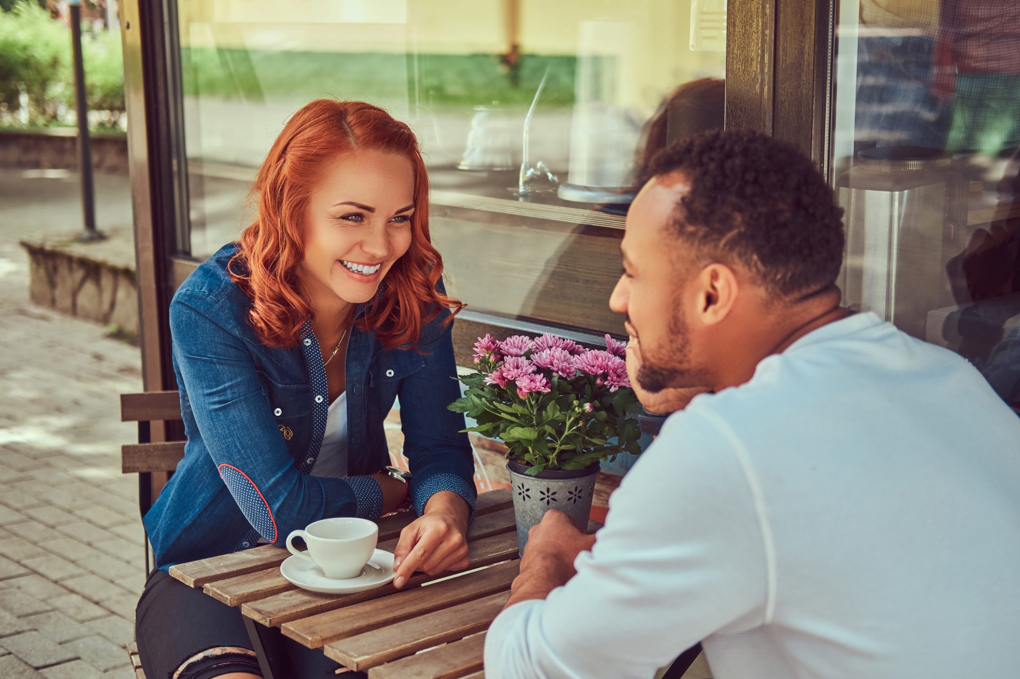 10 Relationship-Building Questions to Use in a Budding Relationship
